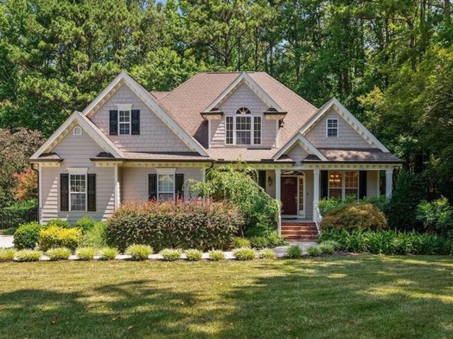 4925 Trotter Dr, Raleigh, NC 27603