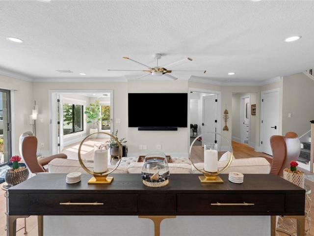 4926 W Melrose Ave N, Tampa, FL 33629 | MLS #TB8479 | Compass
