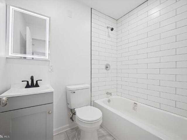 4926 W Thompson Street # 3
