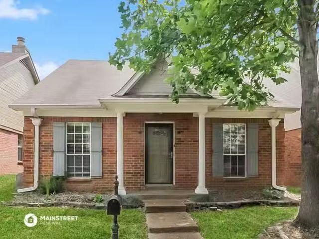 49270924 604 Ashley Glen Cir W