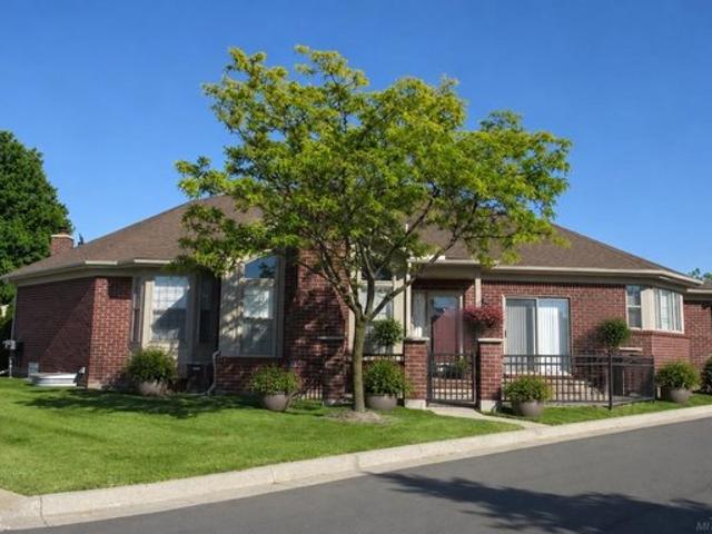 49272 Brodie / Bldg Ct Units 84 & 76, Macomb Township, MI 48042