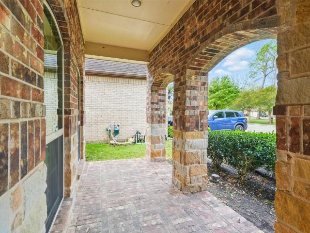 4927 Blackwater Lane