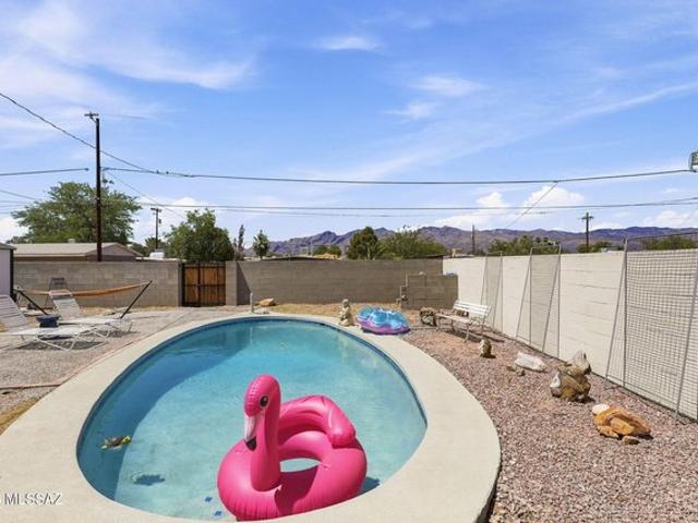 4927 E Adams St, Tucson, AZ 85712