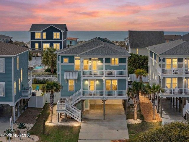 4927 E Pelican Dr, Oak Island, NC 28465