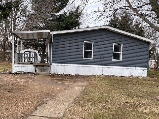 4927 Eisenhower Dr, Hudsonville, MI 49426