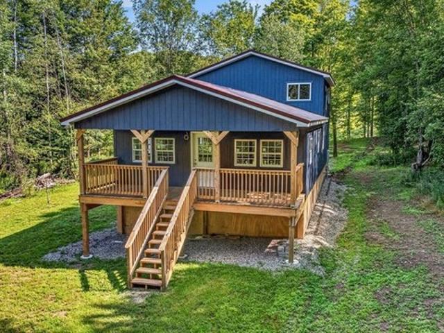 4927 Gooseneck Rd, Delevan, NY 14042