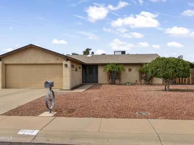 4928 W Villa Maria Dr, Glendale, AZ 85308