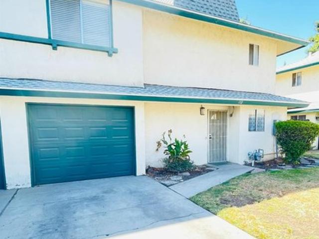 4929 N Winery Cir Apt 112, Fresno, CA 93726