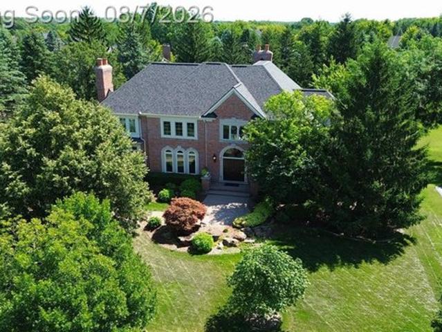 4929 Crestone Way, Oakland Township, MI 48306