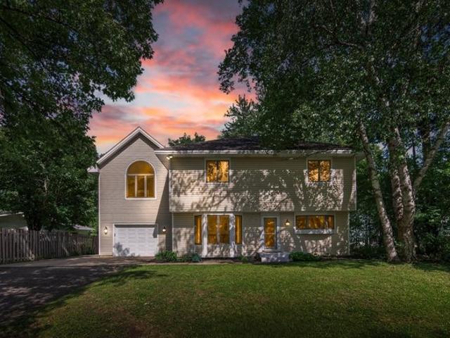 4929 West Ln, Minnetonka, MN 55345