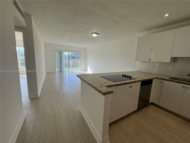 4920 NW 79th Ave, Doral, FL