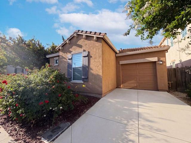 4920 Ocean Ln, Elk Grove, CA 95757