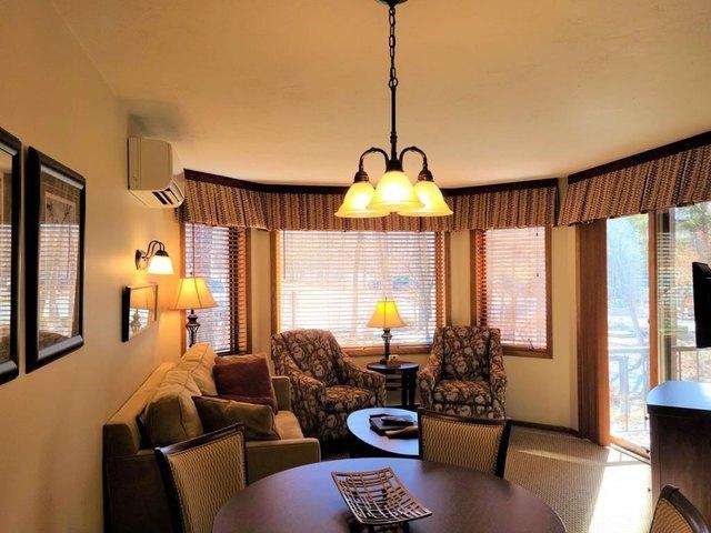 4920 Landmark Cir Unit 2208, Egg Harbor, WI 54209