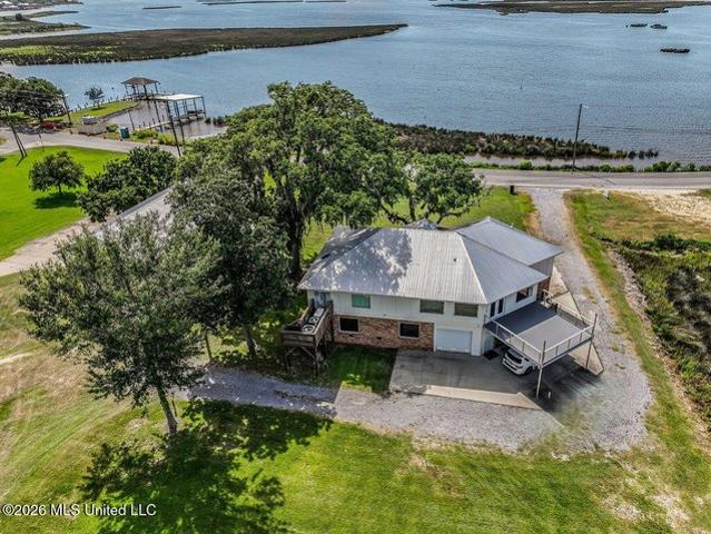 4920 River Rd, Pascagoula, MS 39567