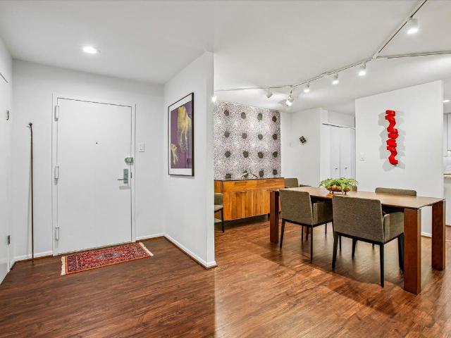 4920 Sentinel Drive # 3 305