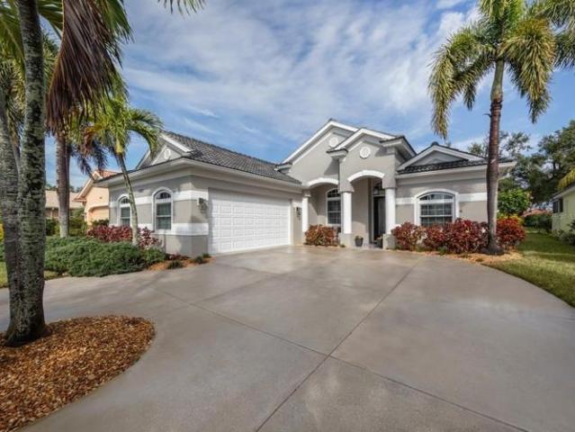 4921 Bella Terra Dr, Venice, FL 34293