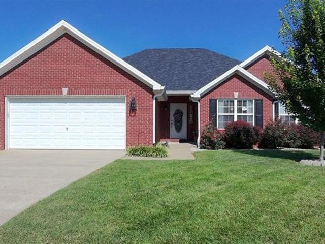 4921 Diamond Dr, Owensboro, KY 42303