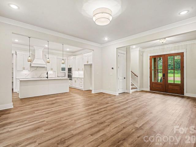 4921 Lancaster Highway