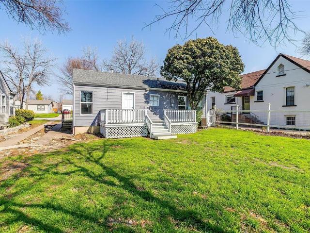 4921 Pershing Avenue