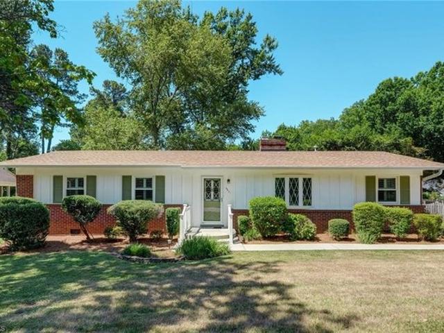4921 Starmount Dr, Greensboro, NC 27410