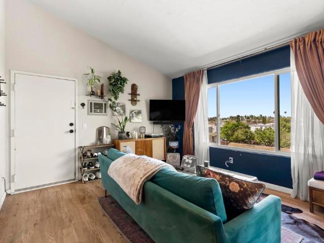 4921 Trojan Ave 7