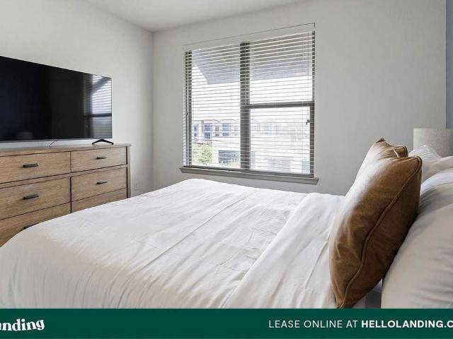 4921 White Settlement Rd 1 Bedroom Apartment for Rent at 4921 White Settlement Rd, Fort Worth, TX 76114 Riverbend