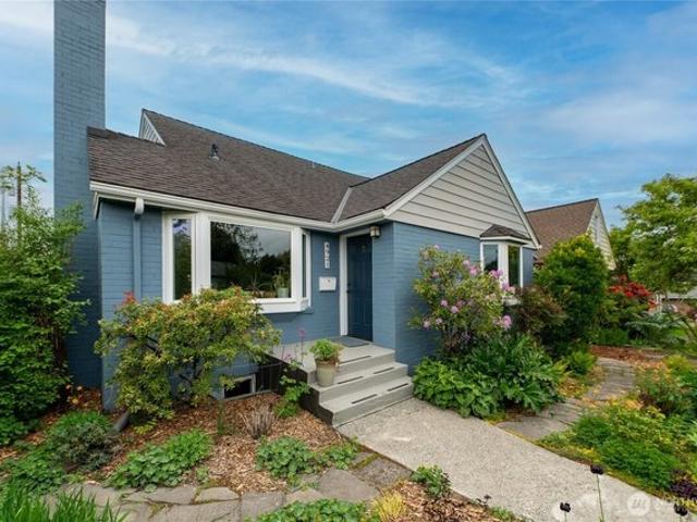 4921 24th Ave S, Seattle, WA 98108