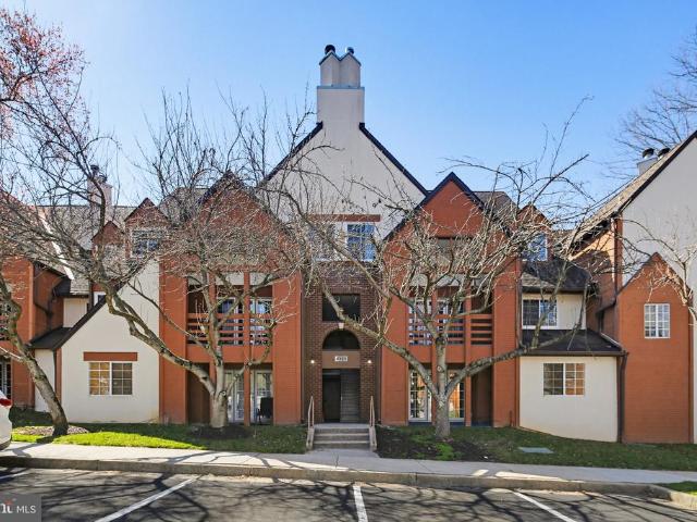 4922 Columbia Road # 4
