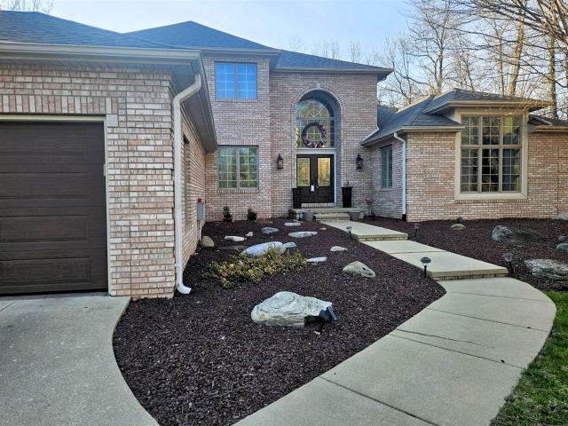 4922 Country Lane
