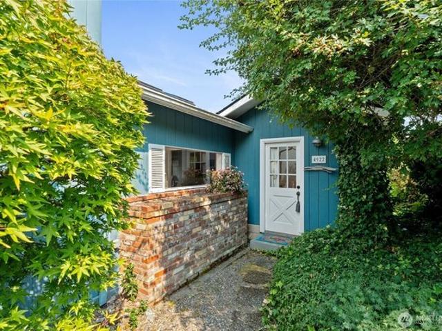 4922 Hyada Blvd NE, Tacoma, WA 98422