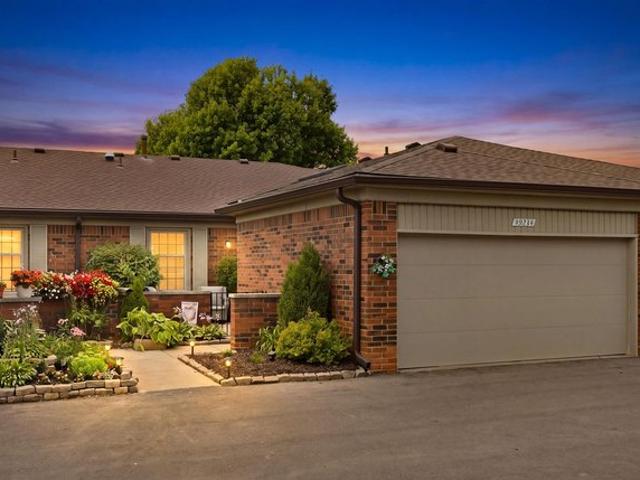 49234 Chestnut Hill Ct, Shelby Township, MI 48315