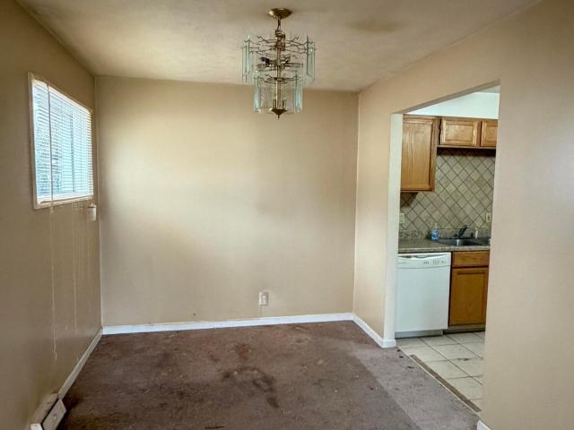 4923 Bluebird Ave