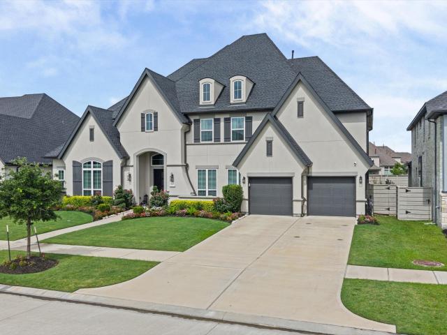4923 Grapevine Lane