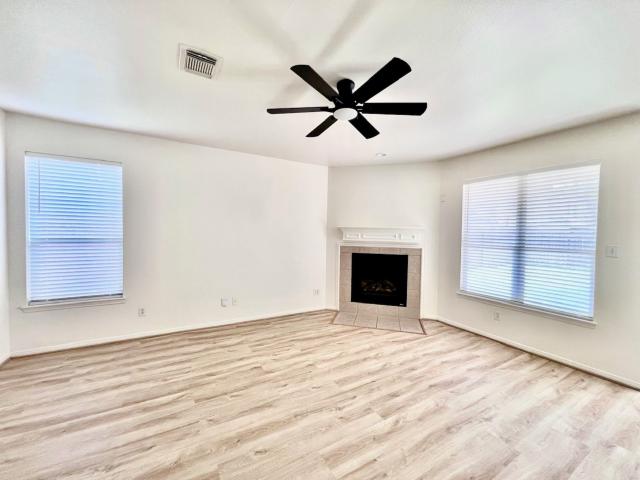 4923 Harbor Glen Lane