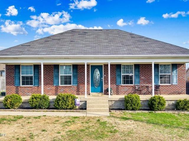 492 Gentry Ln, Mount Washington, KY 40047