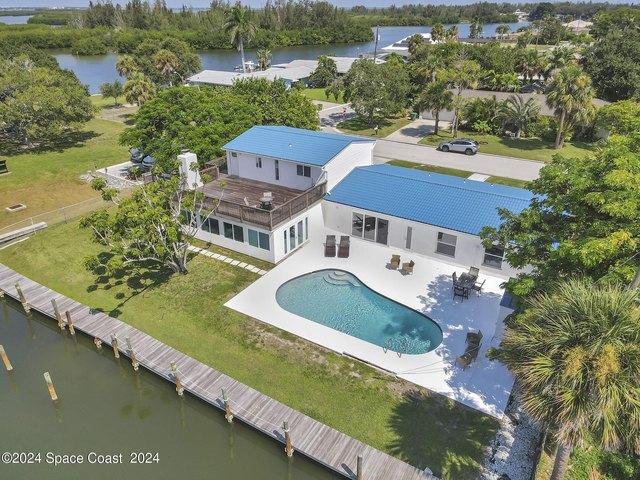 492 Dempsey Dr, Cocoa Beach, FL 32931