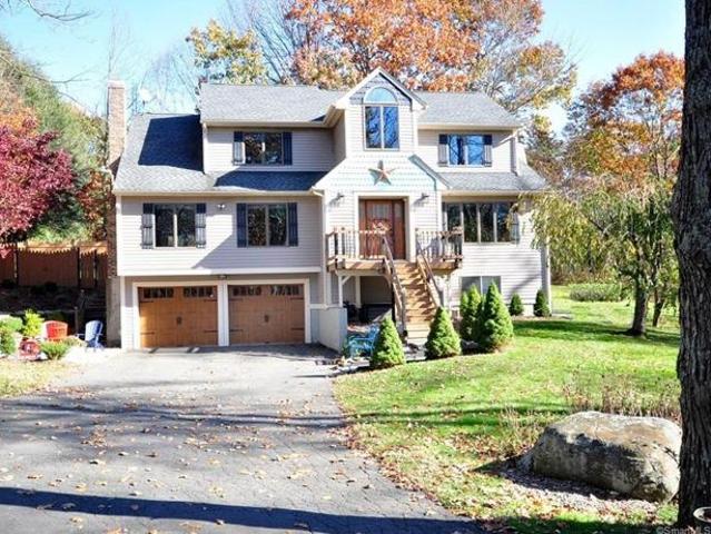 492 E Hartland Rd, Barkhamsted, CT 06063 in Barkhamsted, Connecticut