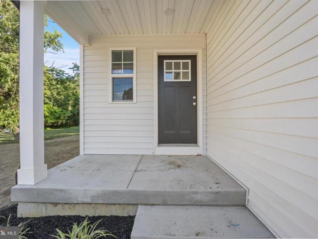 492 Ellis Avenue