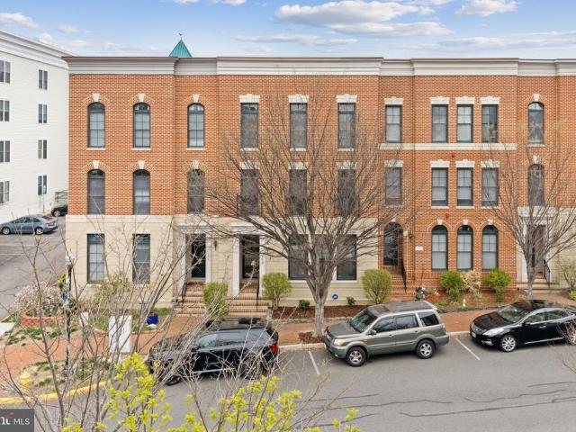 492 Harbor Side Street