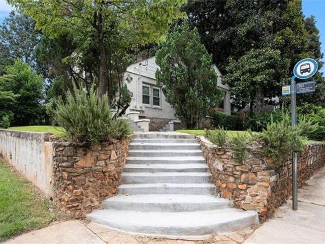 492 Hemlock Cir SE, Atlanta, GA 30316