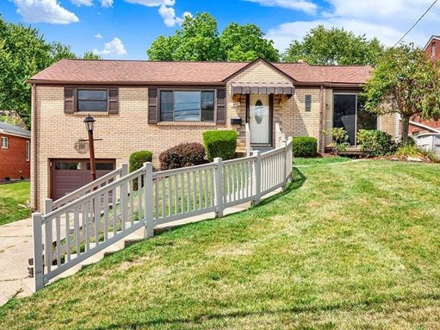 492 Lois Dr, Pittsburgh, PA 15236