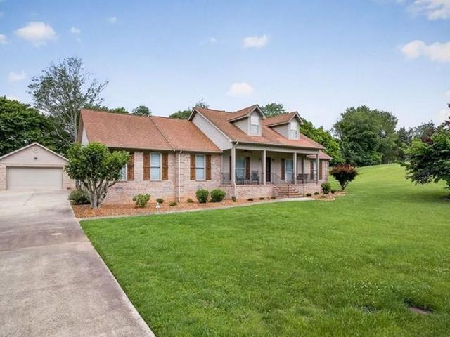 492 Nob Hill Dr, Sparta, TN 38583