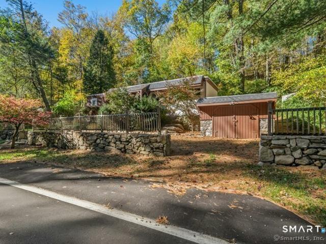 492 Newtown Turnpike, Weston, CT 06883 | MLS #24165 | Compass