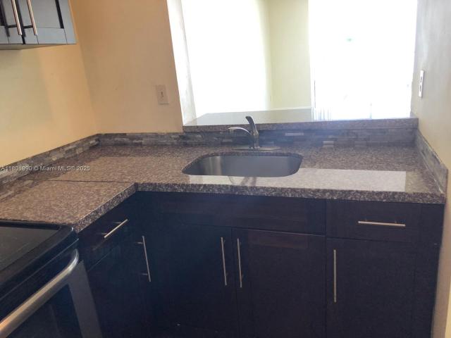 492 NW 165th St, Unit C514, Miami, FL 33169 | MLS #A11801