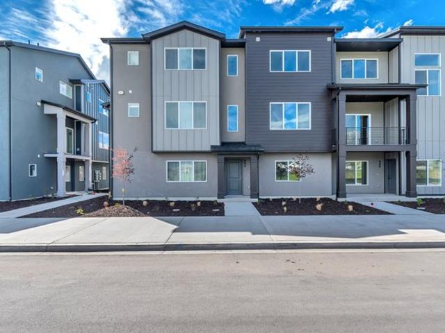492 S 700 W Unit 445, American Fork, UT 84003