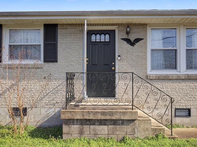 492 Sunliner Dr, Nashville, TN 37209 | MLS #3143 | Compass