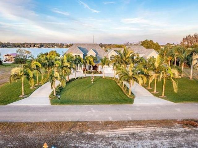 492 Sunset Pointe Dr, Lake Placid, FL 33852