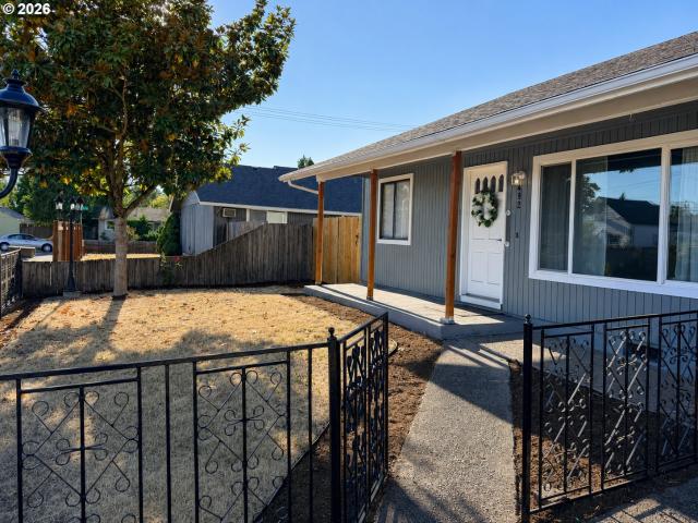 492 w olympic st
