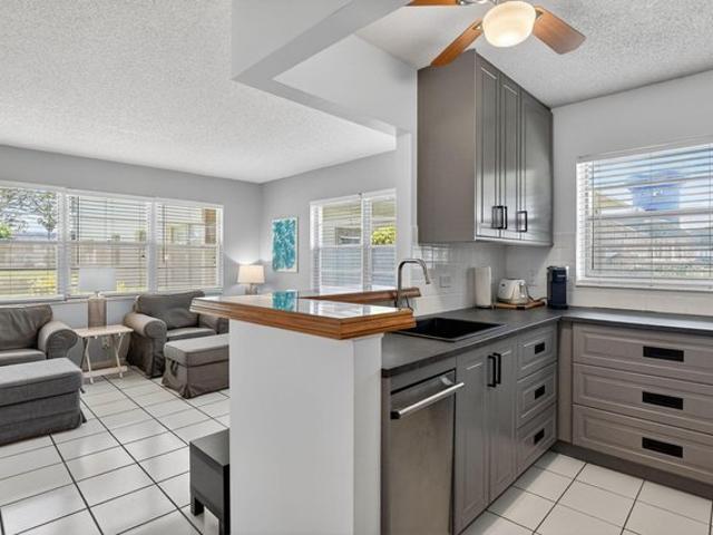492 Tilford W, Deerfield Beach, FL 33442