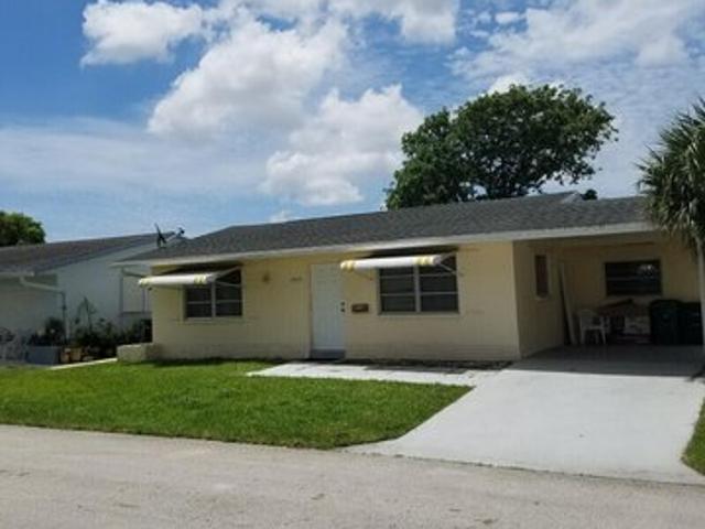 4934 NW 55th St, Tamarac, FL 33319